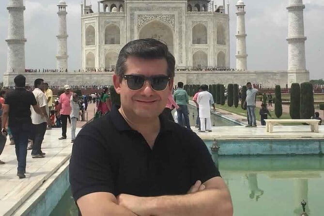 Same Day Taj Mahal with Luxury Car - The Pricing and Overall Value