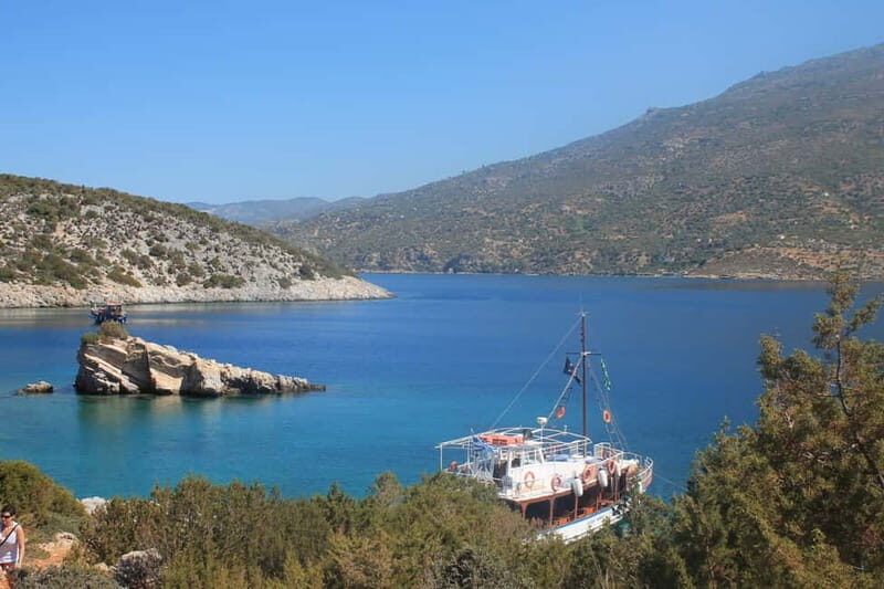 Samos: Full-Day Boat Cruise with Lunch - Key Points
