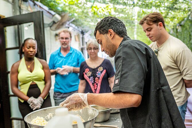 Samosa and Sips Cooking Class in Little India - The Itinerary and Experience Breakdown
