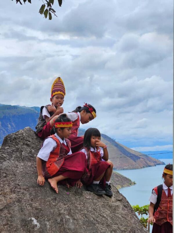 Samosir : Sianjur Mula Mula and Weaving Ulos Tour - Traditional Villages and Dance Performances