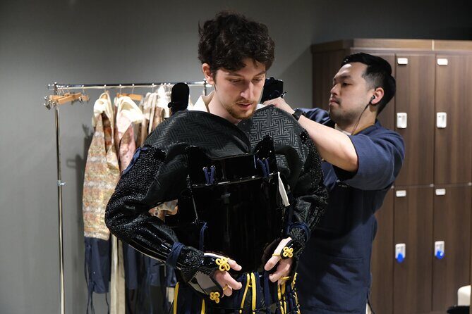 Samurai Armor, tea ceremony, calligraphy, traditional performance - Key Points