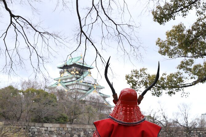 Samurai-specific Osaka Castle Guides Private tours in armor Photo - Authenticity & Learning Opportunities