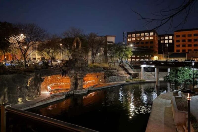 San Antonio: City Lights Night Tour by Trolley - FAQ