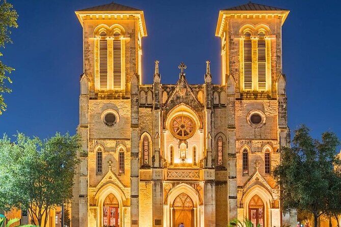 San Antonio City Lights Night Tour - Introduction: Is the San Antonio City Lights Night Tour worth your time?