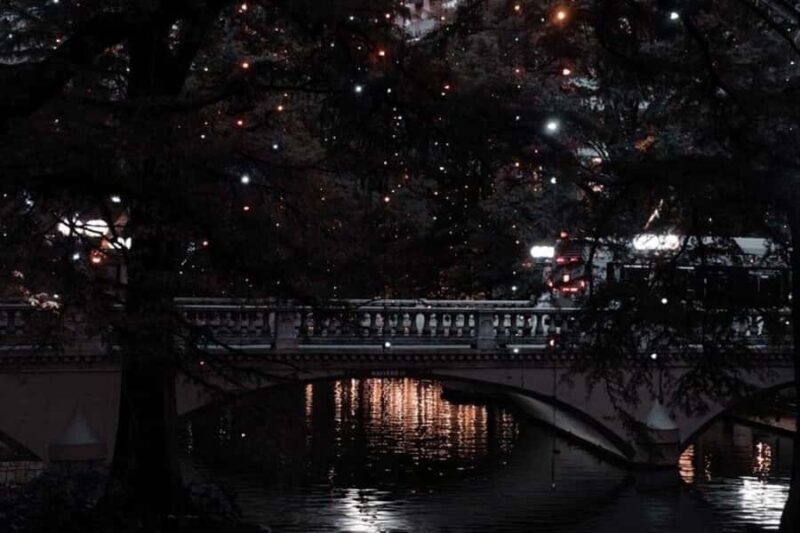 San Antonio: Enchanted River Lights Night Walk - FAQs