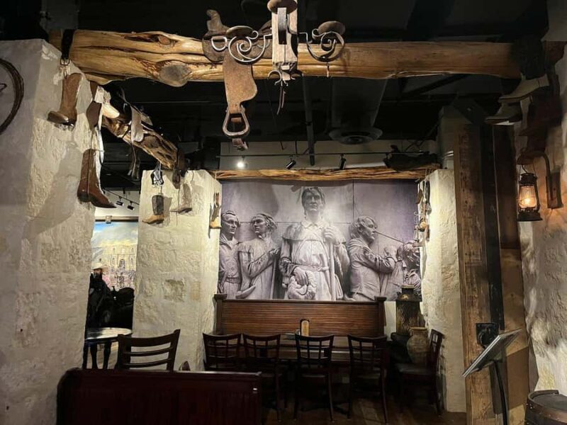 San Antonio: Haunted Pub Crawl - Key Points