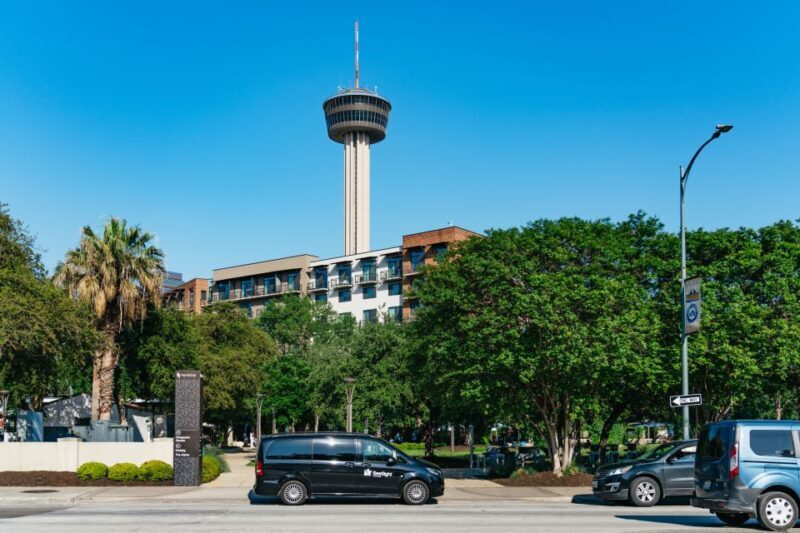 San Antonio: Small Group Night Tour with River Walk Cruise - Who Would Love This Tour?