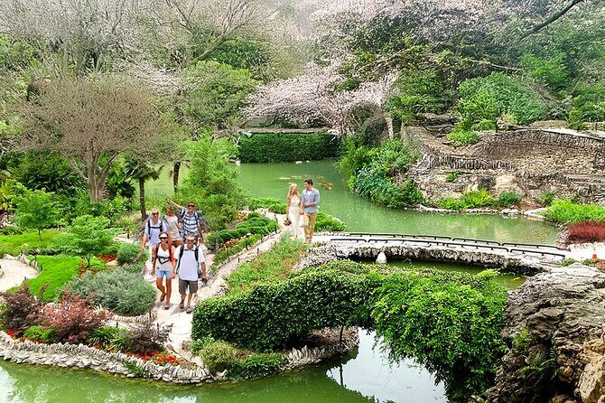 San Antonio's 1/2-day History and cultural guided driving tour - Key Points