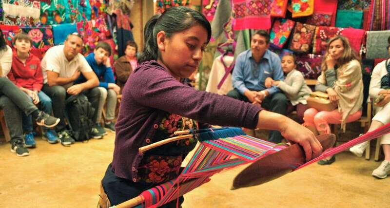 San Cristóbal: Indigenous Communities&CityTour English Guide - Transportation and Group Size