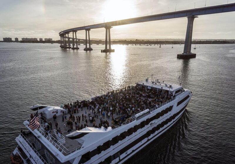 San Diego: Buffet Dinner Cruise with Drinks - A Balanced Perspective