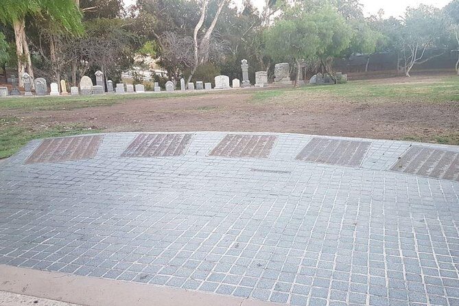 San Diego Ghosts and Gravestones: A Haunted Trolley Tour - Who This Tour Is Best For