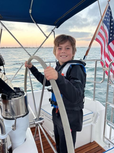 San Diego: San Diego Bay Sailing Tour - Who Will Enjoy This Tour?