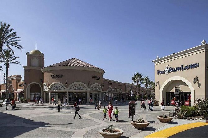 San Diego Shopping Tour to Las Amercias Outlet - The Details You Need to Know
