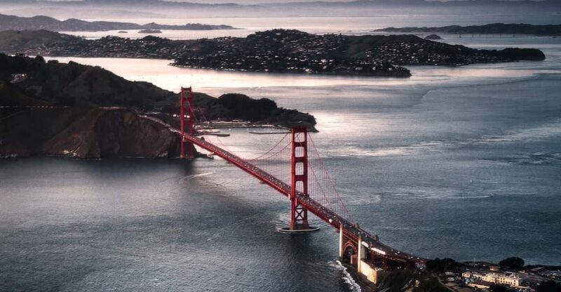 San Francisco Bay Flight over the Golden Gate Bridge - A Detailed Look at the Experience