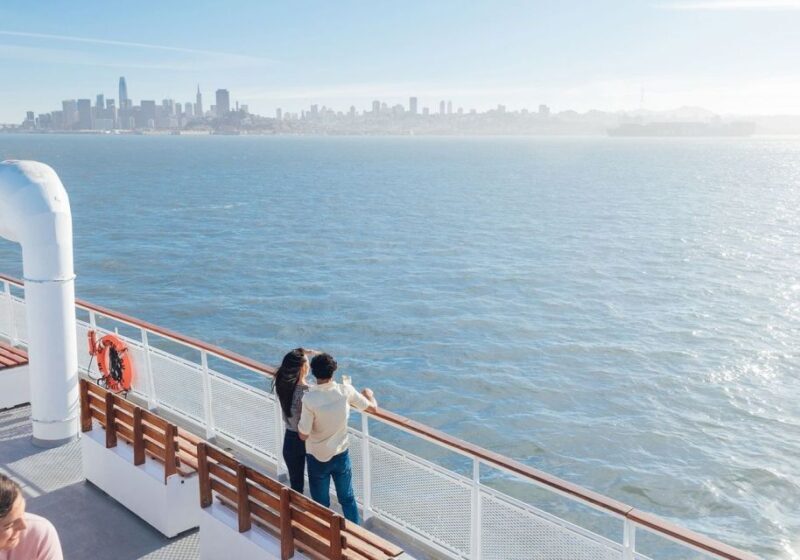 San Francisco: Christmas Day Buffet Brunch or Dinner Cruise - Practical Tips for Your Cruise