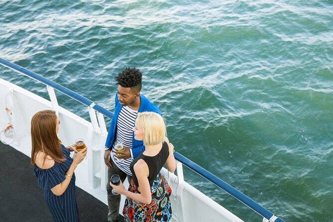 San Francisco Christmas Eve Buffet Brunch Cruise - A Closer Look at the Cruise Experience
