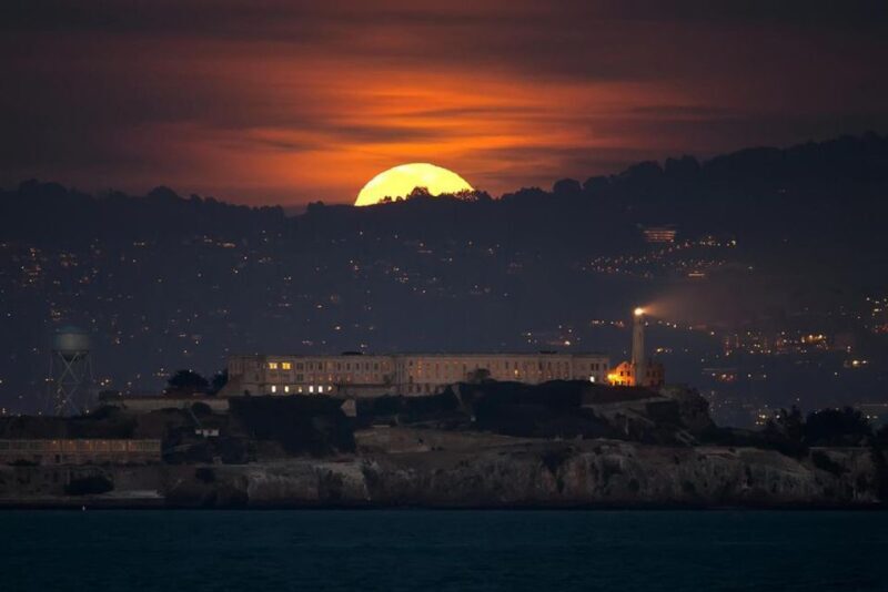 San Francisco: City Lights Sail Under the Full Moon - FAQs