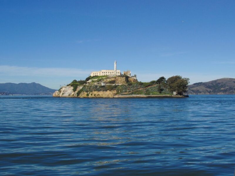 San Francisco: Discover Alcatraz & All Day E-Bike Rental - Key Points