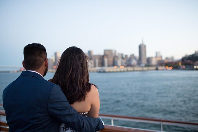 San Francisco Premier Dinner Dance Cruise - An Authentic Look at the San Francisco Dinner Cruise