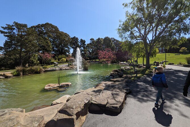 San Francisco Presidio Scavenger Hunt Walking Tour and Game - Who Should Consider This Tour?
