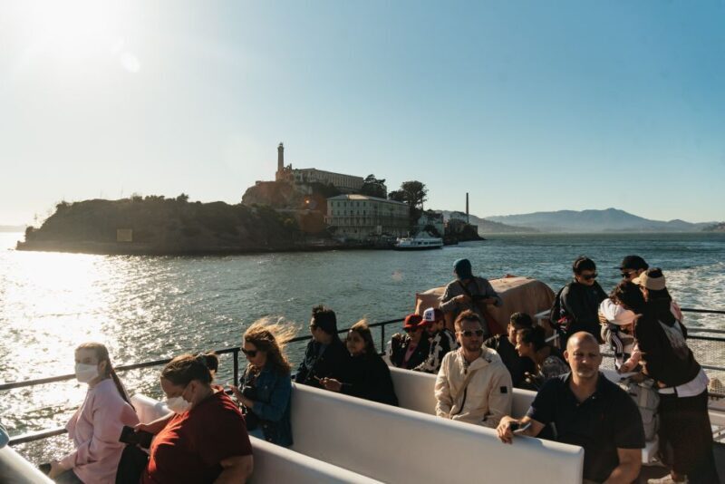 San Francisco: Skip-the-Line 1-Hour Bay Cruise by Boat - The Experience in Depth