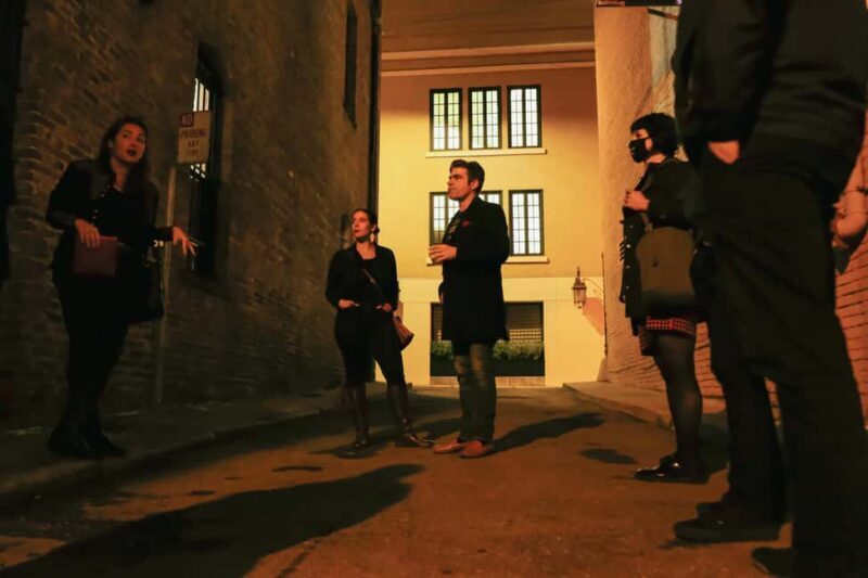 San Francisco: Walk with Spirits Haunted Pub Crawl - A Detailed Look at the Haunted Pub Crawl Experience