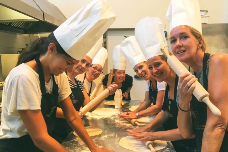 San Gimignano: 2-Hour Pizza Class & Wine Tasting - Who Should Consider This Tour?