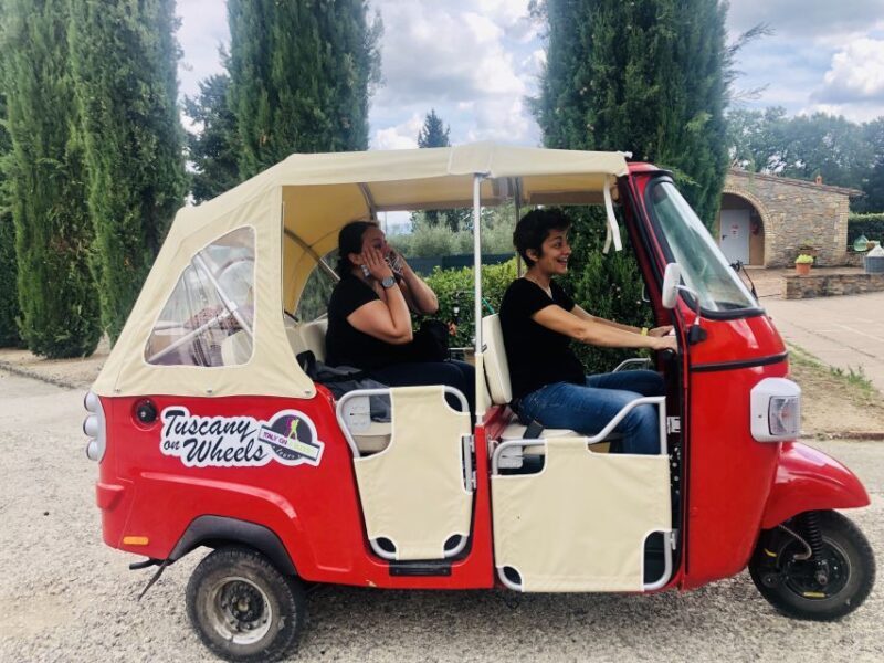 San Gimignano: Chianti Hills Tuk-Tuk Tour for 2 - FAQs