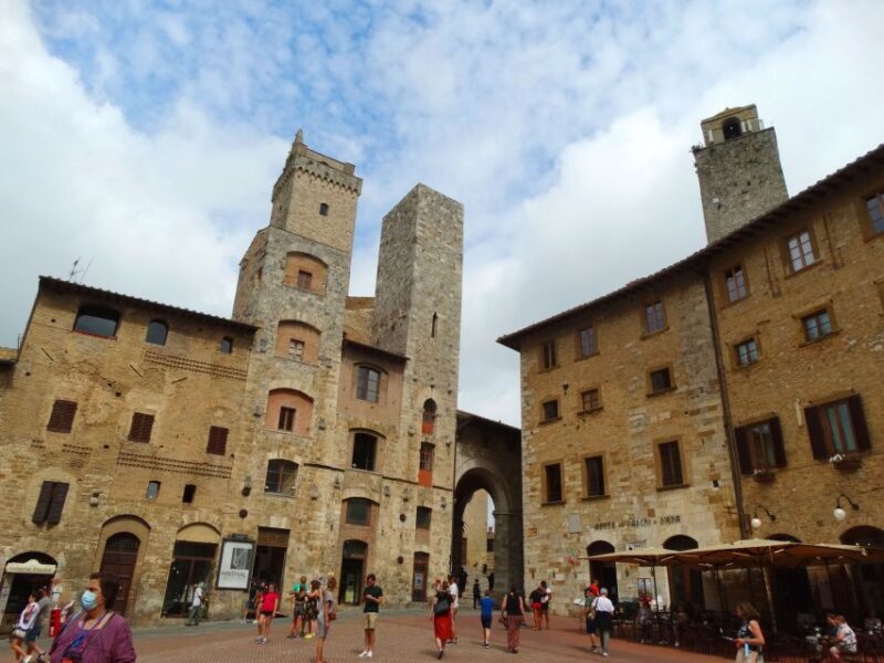San Gimignano private guide: Manhattan of the Middle Ages - Authenticity and Value for Money