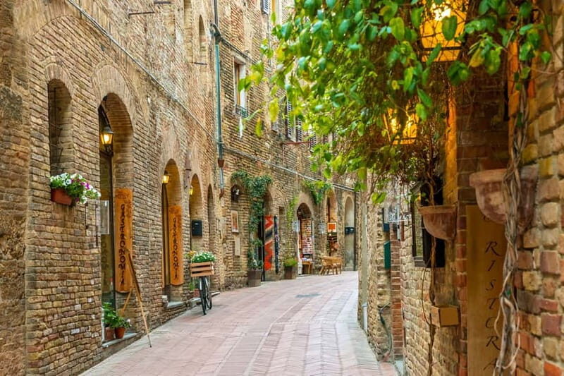 San Gimignano: The Medieval City - A Deep Dive into San Gimignano’s Medieval Charms