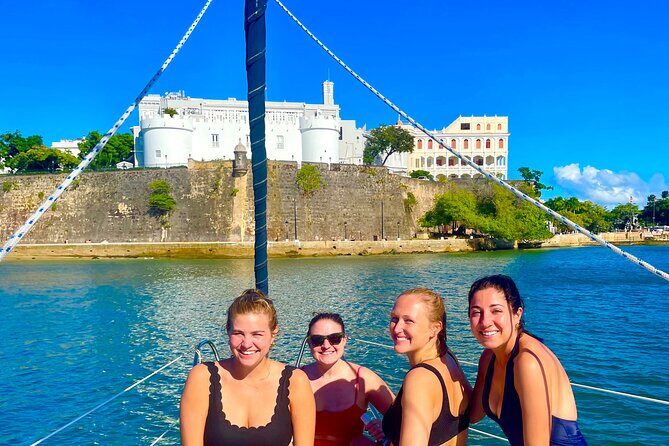 San Juan Bay Private Tour with Drinks and Tapas: 4+ people - Frequently Asked Questions