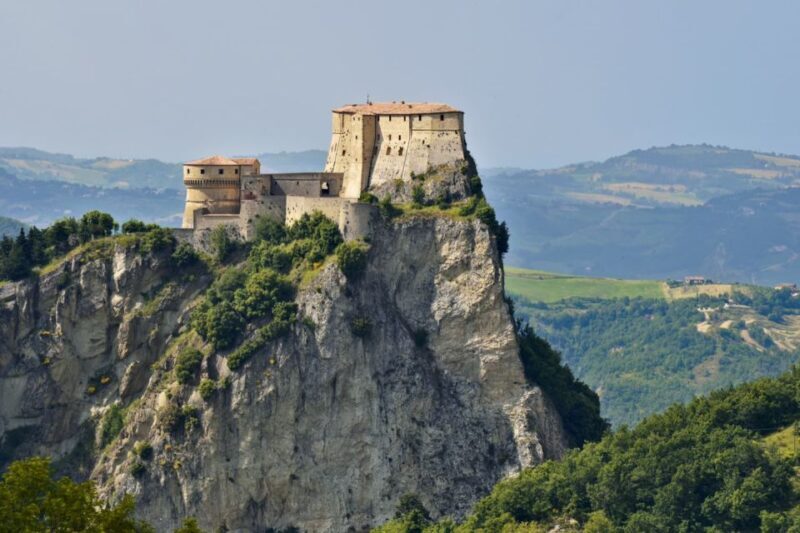 San Leo: Fortress Entry Ticket and Cagliostro's Prison - The Experiences Strengths and Possible Drawbacks