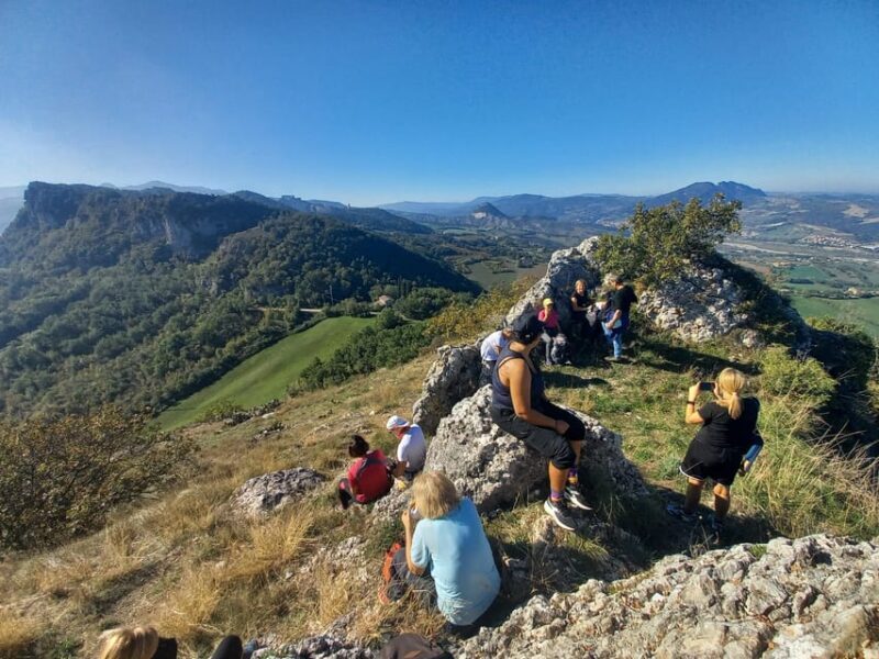 San Leo: Hike to the Tausano Ridge - Final Thoughts: Who Will Enjoy This Tour?