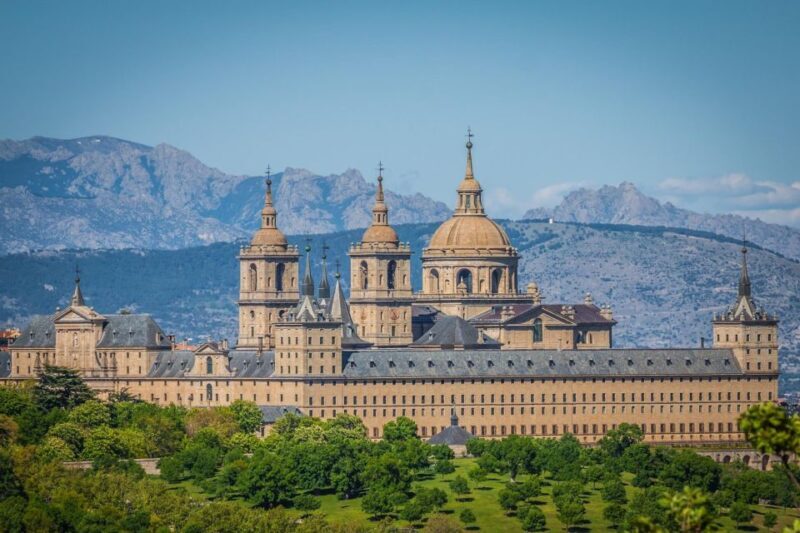 San Lorenzo de El Escorial Monastery: Private Tour - Key Points