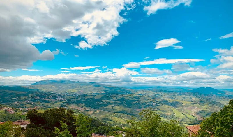 San Marino Historical Center Private Tour with tourist guide - Key Points