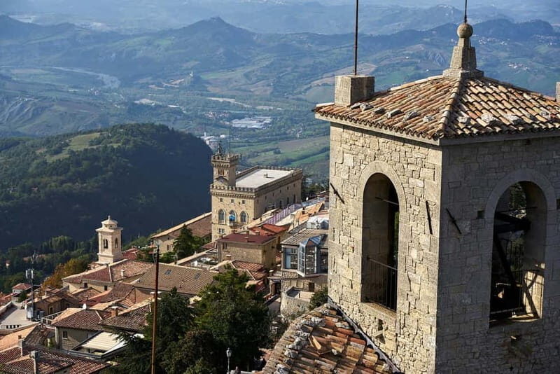 San Marino private guided city tour - Key Points