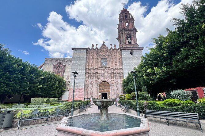 San Miguel de Allende Private Tour from Mexico City (1 day) - Artisan Market and Shopping