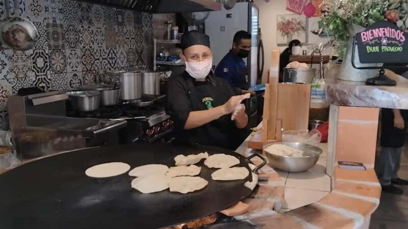 San Miguel de Allende: Taco al pastor and handmade tortilla cooking class - The Sum Up