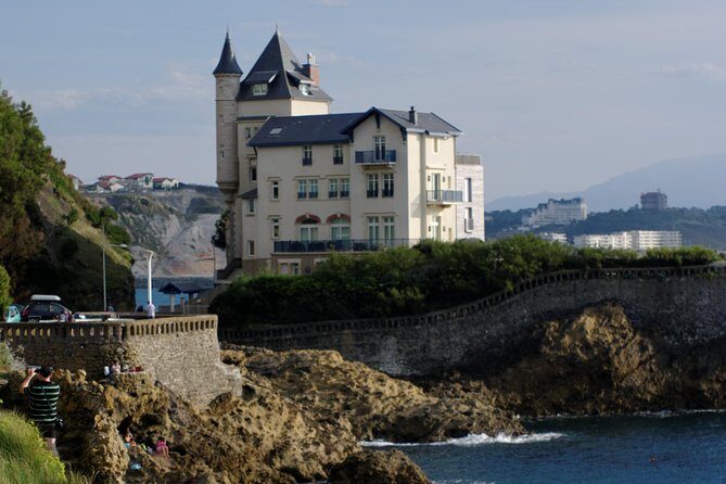 San Sebastian and Biarritz Private Day Tour - Transport and Timing: Why They Matter