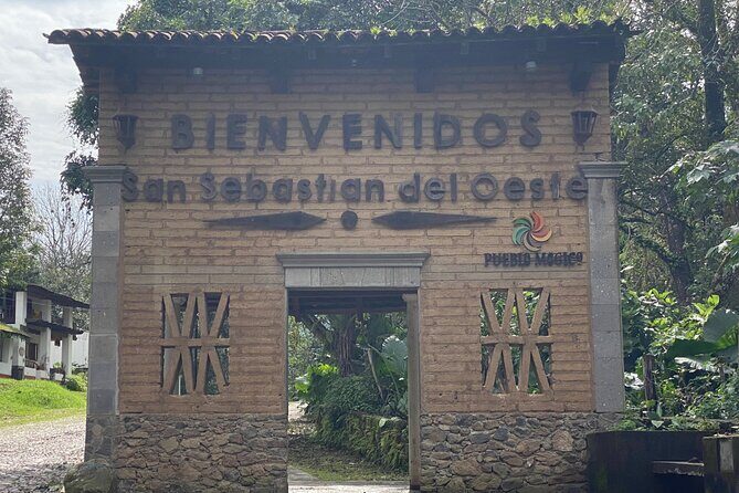 San Sebastian del Oeste All Inclusive Tour - Key Points