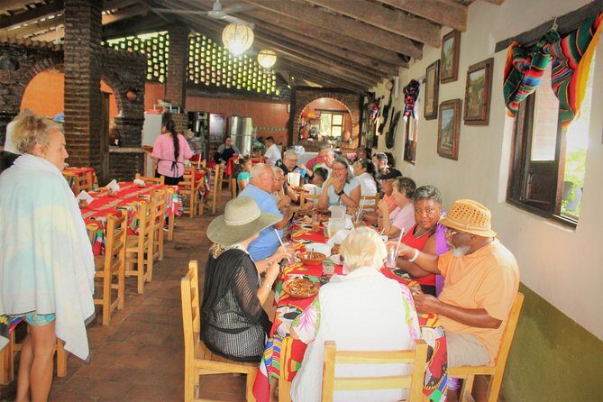 San Sebastian del Oeste Tour - Savoring Local Flavors: Lunch and Coffee