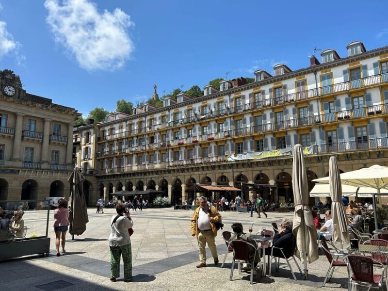 San Sebastian Food Tour with Pintxos & Drinks with a Local - The Guides Role and Authentic Insights