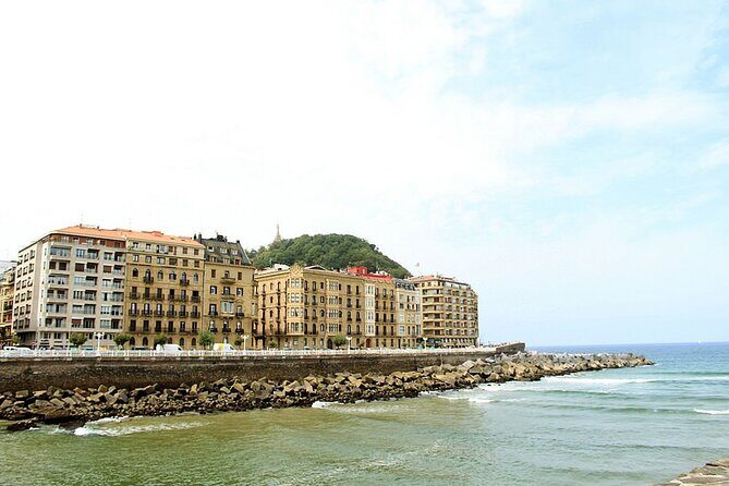 San Sebastian Like a Local: Customized Private Tour - A Close Look at the Experience