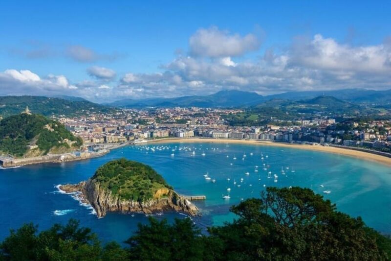 San Sebastian : Must-See Attractions Walking Tour - How the Tour Complements Your Trip