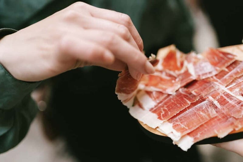 San Sebastian: Pintxos and Wine Tour - The Experience: What to Expect