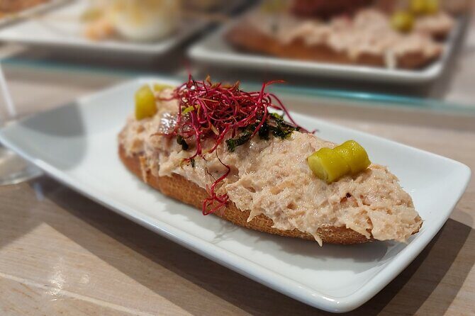 San Sebastián Pintxos Tour: Delicious Food, Drinks & Ambience - The Sum Up