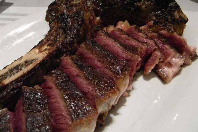 San Sebastián Private Food-Historical tour & meal at a Gastronomy Club - Who Will Love This Tour?