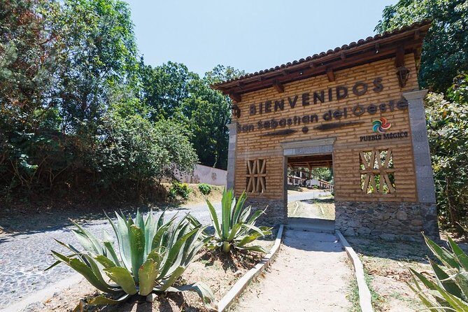 San Sebastian Tour - Exploring a Day in San Sebastian del Oeste: A Practical Review