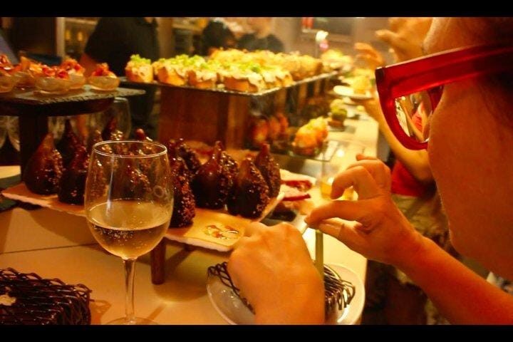 San Sebastián Walking Dinner Tour with Basque Bites - Practical Details & Considerations