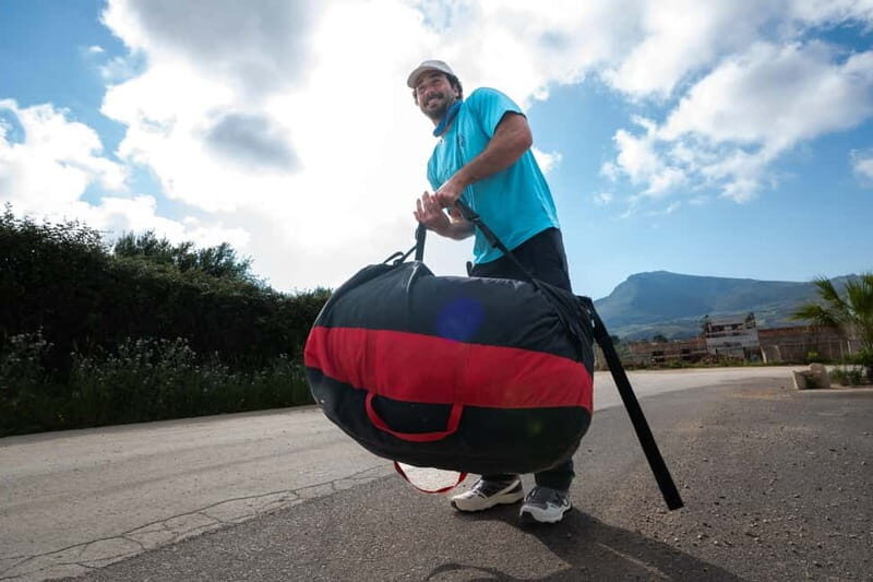 San Vito Lo Capo: Volo in parapendio in tandem foto e video - The Value of the Tour